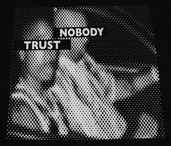 Trust Nobody Men's T-Shirt – Tees Geek